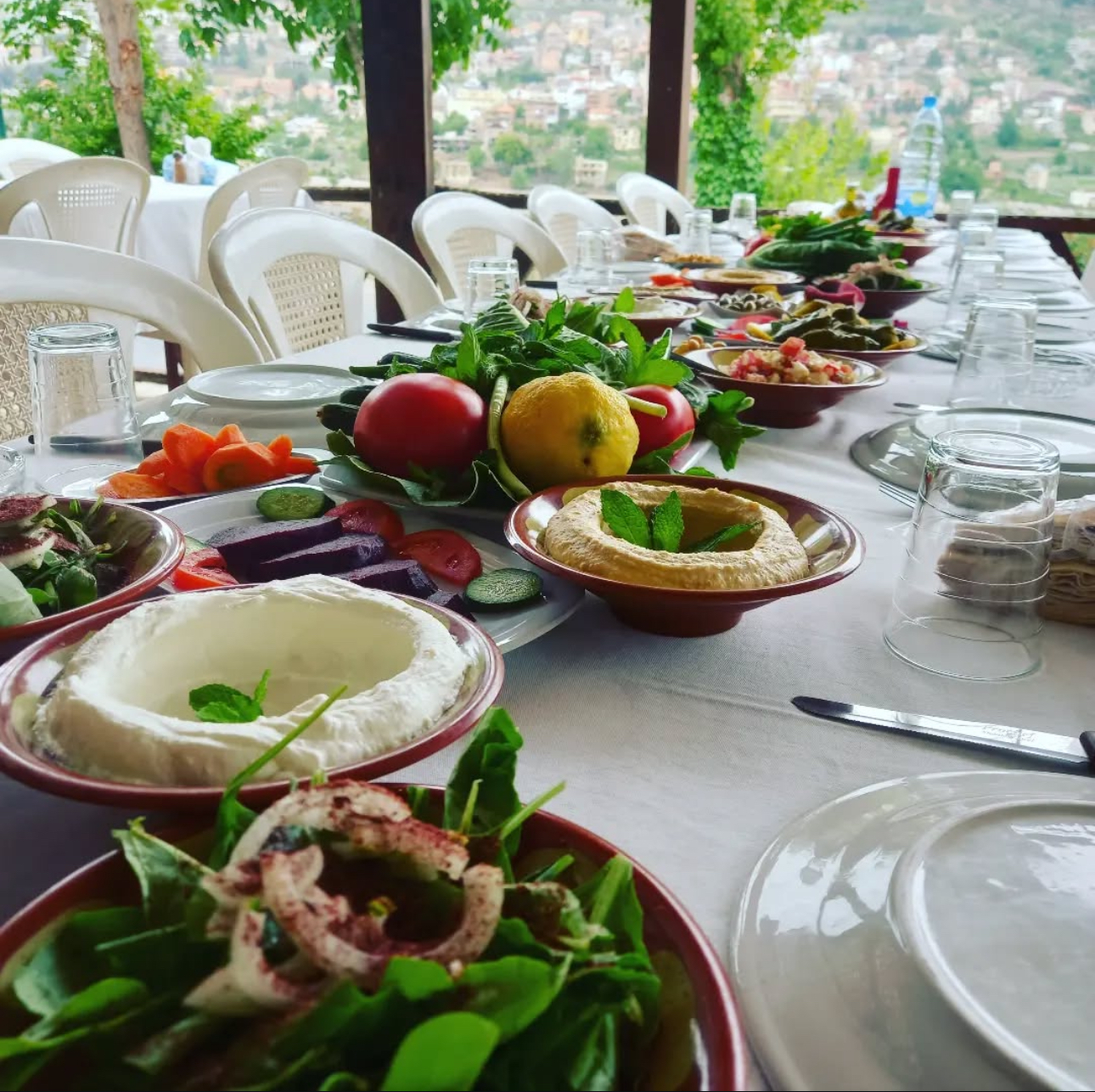 Al Reef Restaurant - Sips n Dips